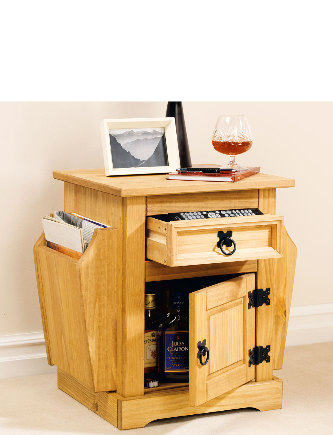 Companion Table | Chums